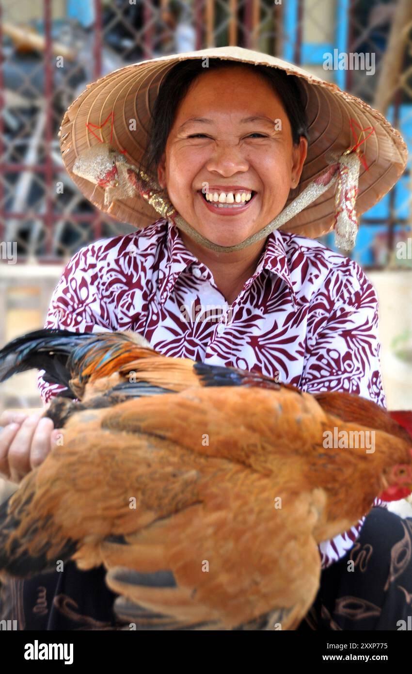 Vendor hat sell hi-res stock photography and images - Alamy