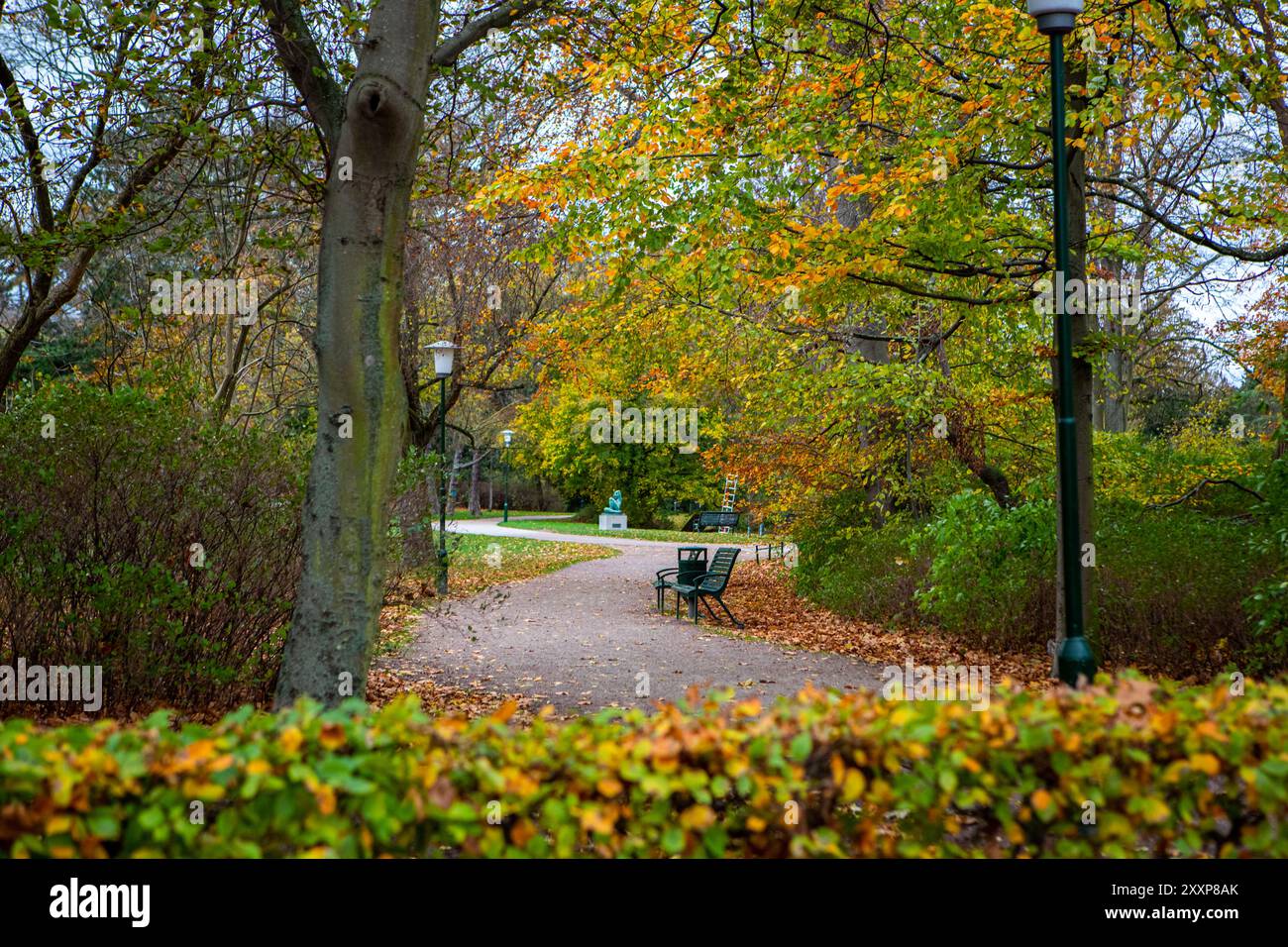 Autumn in Slottsparken park in Malmo, Sweden Stock Photo - Alamy