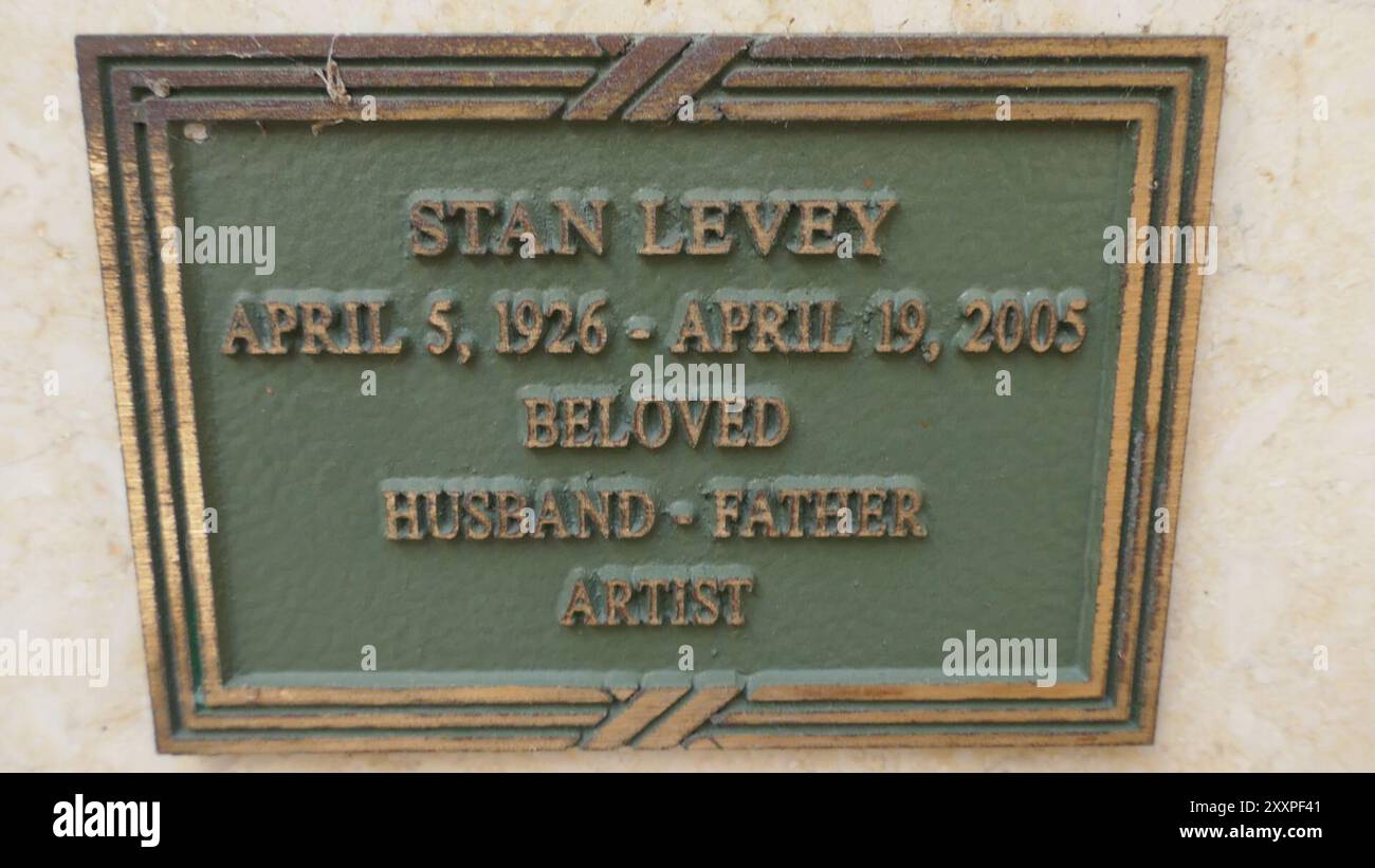 Los Angeles, California, USA 23rd August 2024 Musician Stan Levy Grave ...