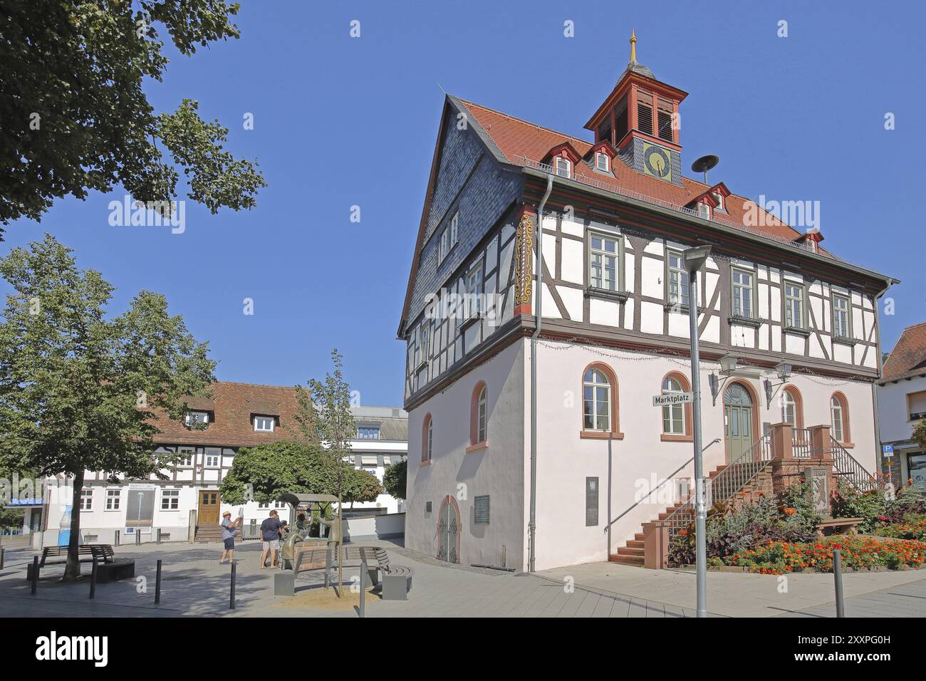 Old town hall, historic half-timbered house built in 1498, market ...