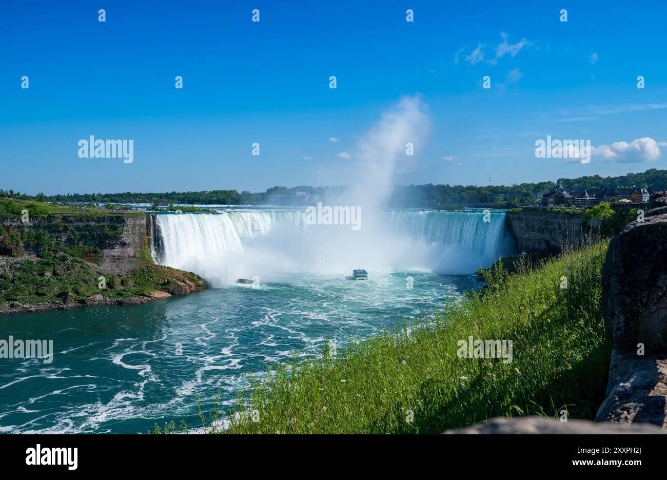 Niagara Falls, Canada - June 15, 2024: Tour Boat Approaching the ...