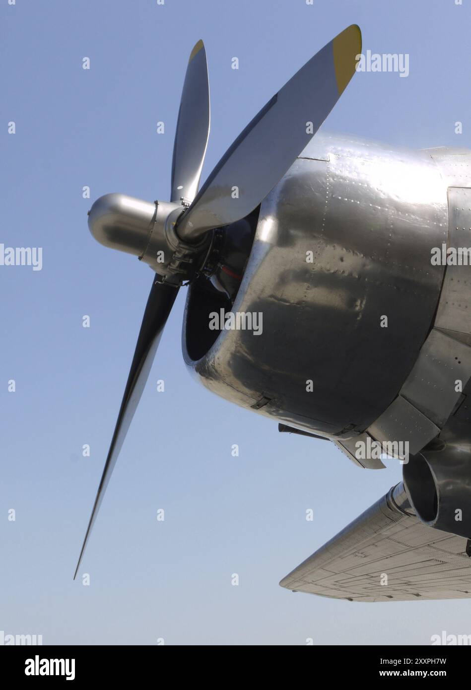Propeller of a DC 3 Stock Photo - Alamy