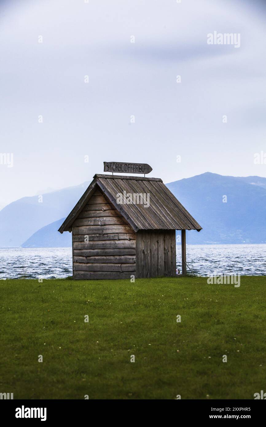 Isolation house hi-res stock photography and images - Alamy