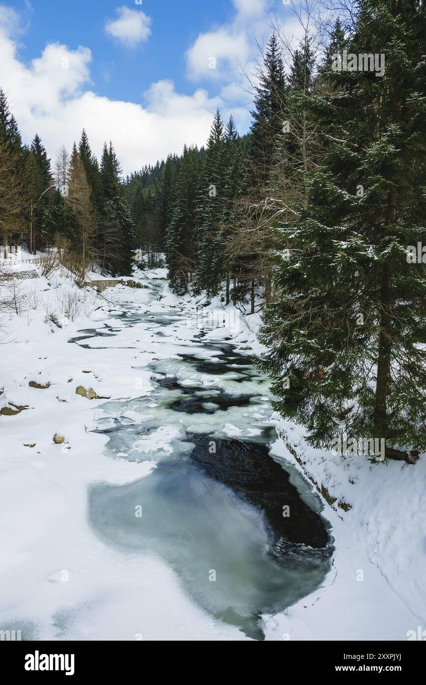 Winter in the Giant Mountains near Spindleruv Mlyn, Czech Republic ...