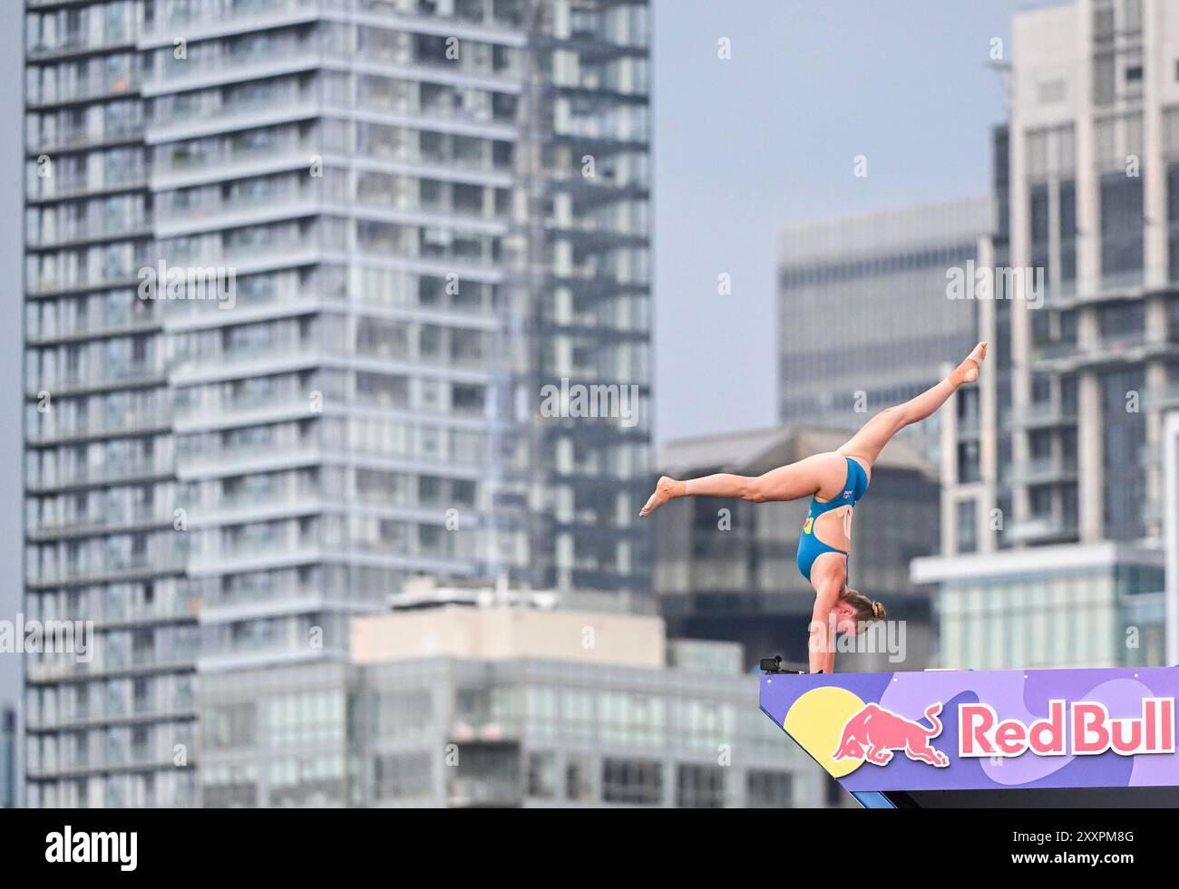 Ellie Smart, of the United States, prepares to dive during the final of ...
