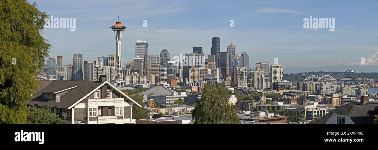 Panorama of the city centre of Seattle Stock Photo - Alamy