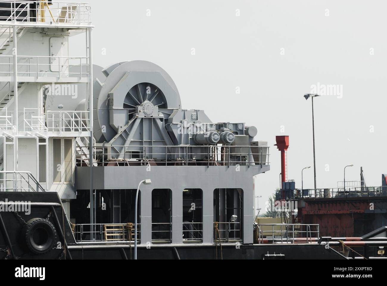 Details of the tug Uranus IMO number : 9398539 Name of vessel : URANUS ...