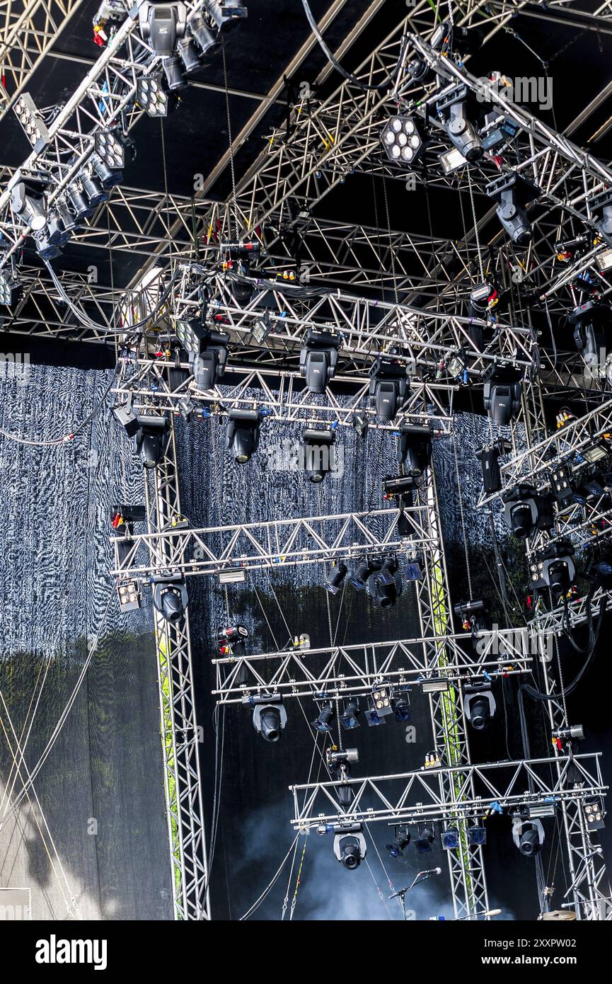 Concert stadium arena people hi-res stock photography and images - Alamy