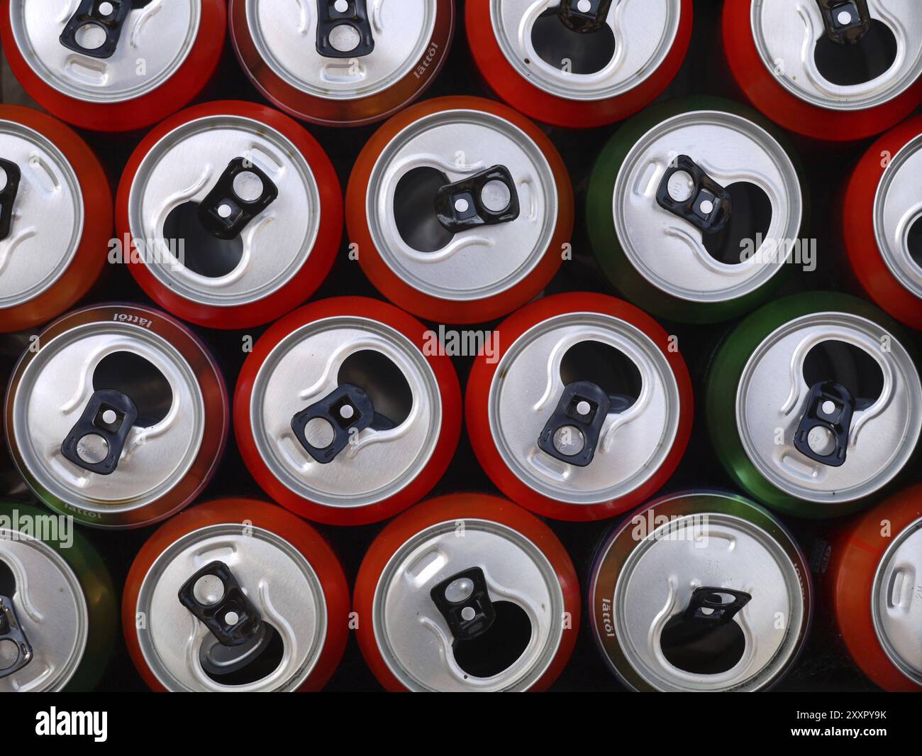 Silver food cans hi-res stock photography and images - Alamy