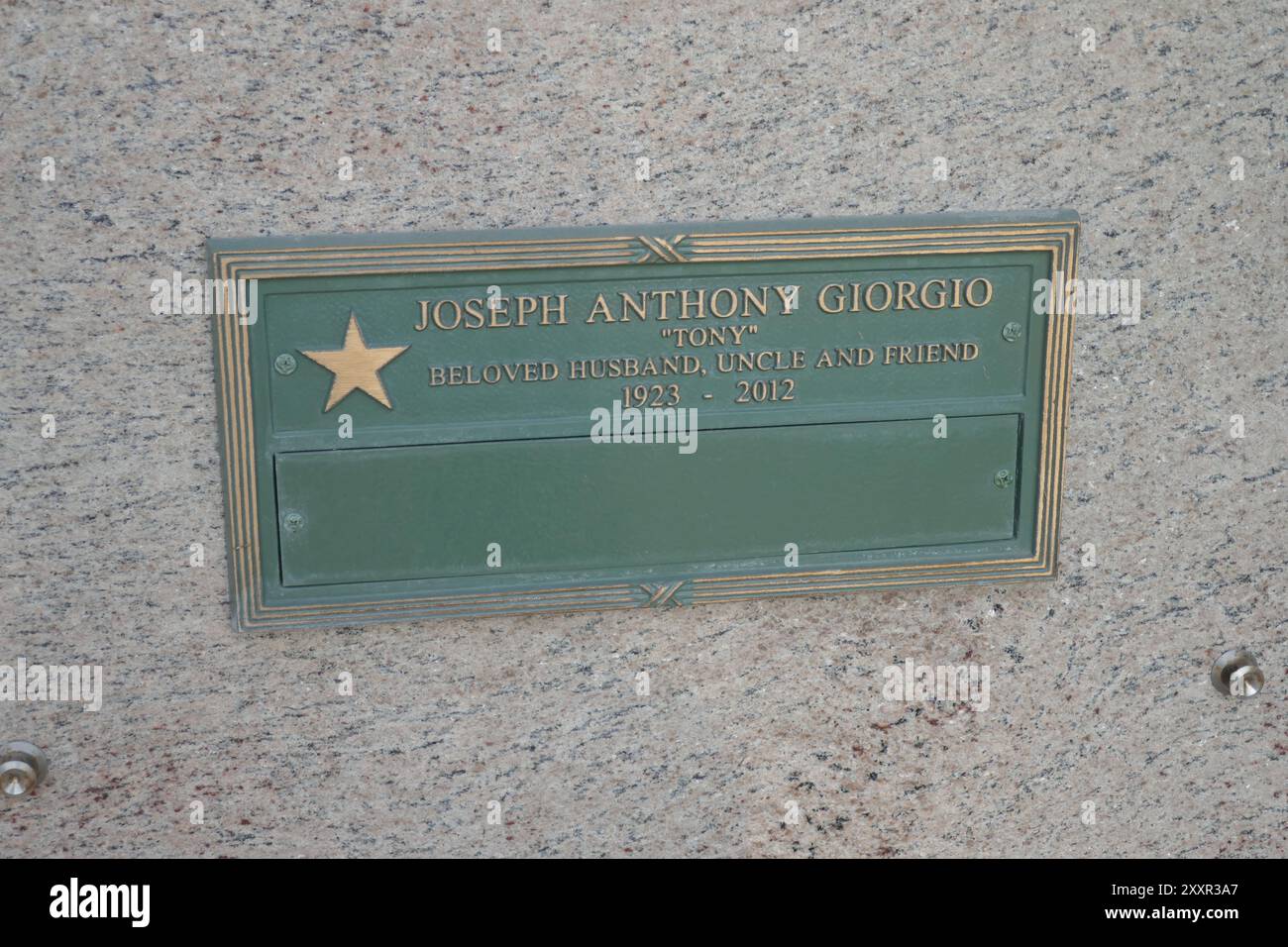 Los Angeles, California, USA 23rd August 2024 Actor Tony Giorgio Grave ...