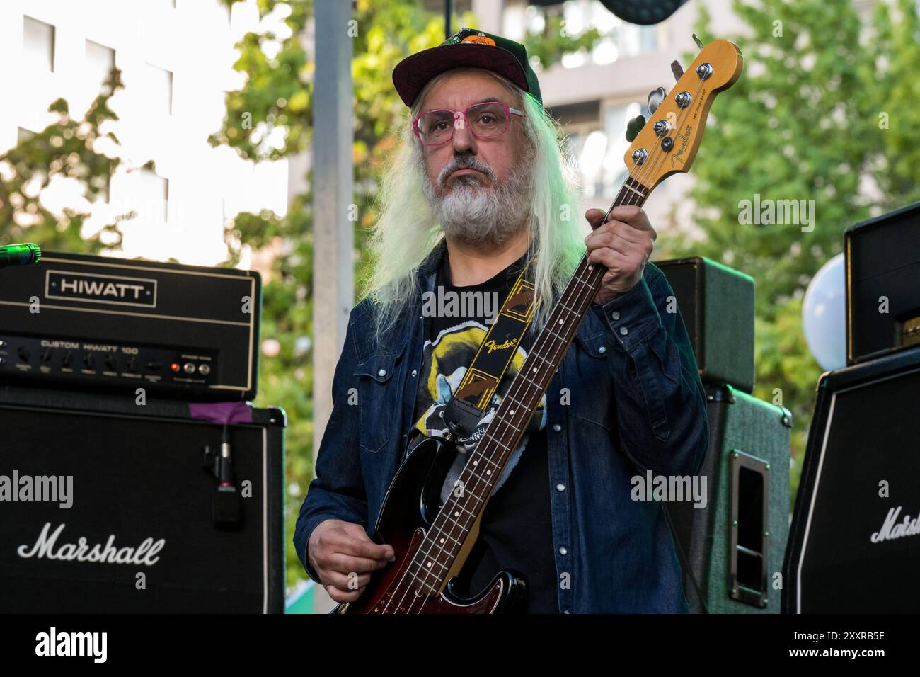 Seattle, USA. 25 Aug, 2024. The iconic band Dinosaur Jr. headlining the ...