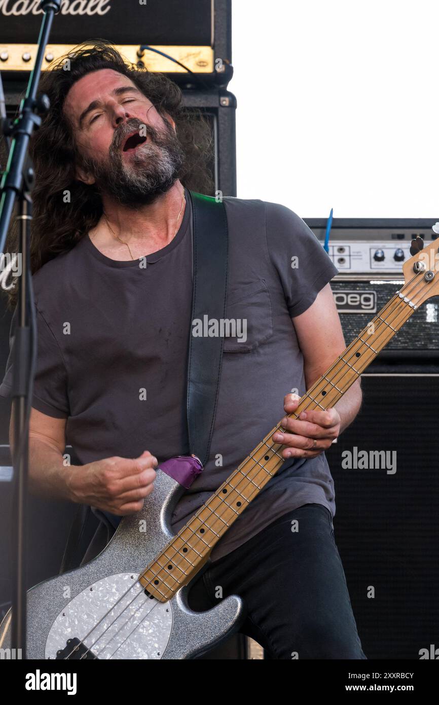 Seattle, USA. 25 Aug, 2024. The iconic band Dinosaur Jr. headlining the ...