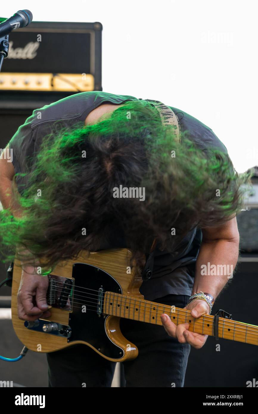 Seattle, USA. 25 Aug, 2024. The iconic band Dinosaur Jr. headlining the ...