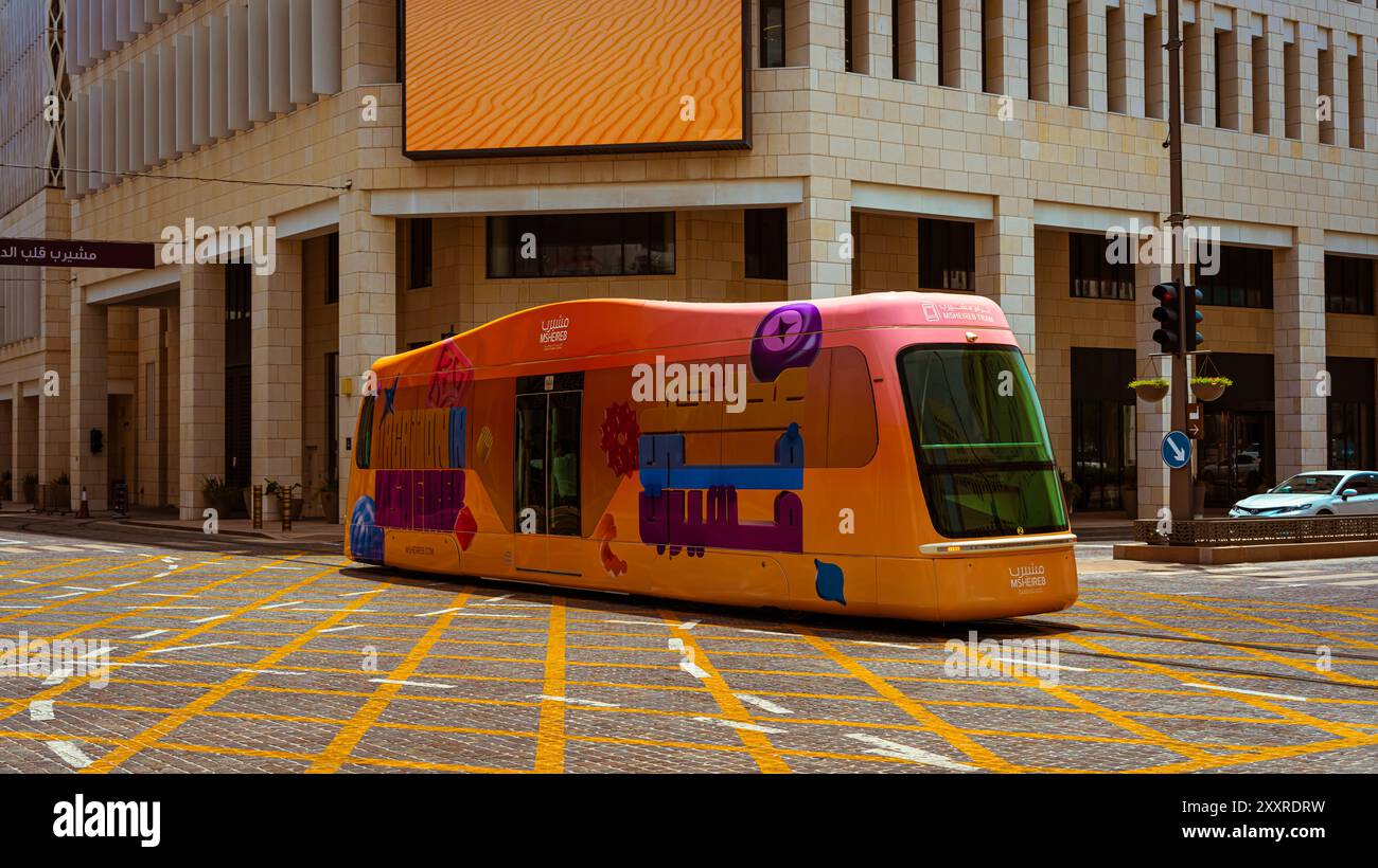 Modern buildings in downtown doha hi-res stock photography and images ...