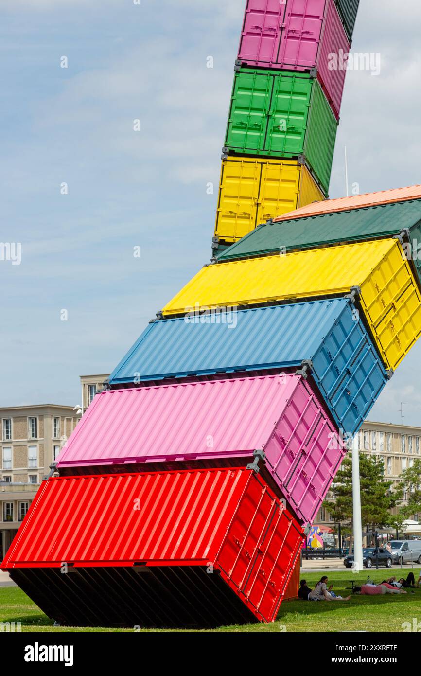 This impressive shipping container art installation by Vincent Ganivet ...