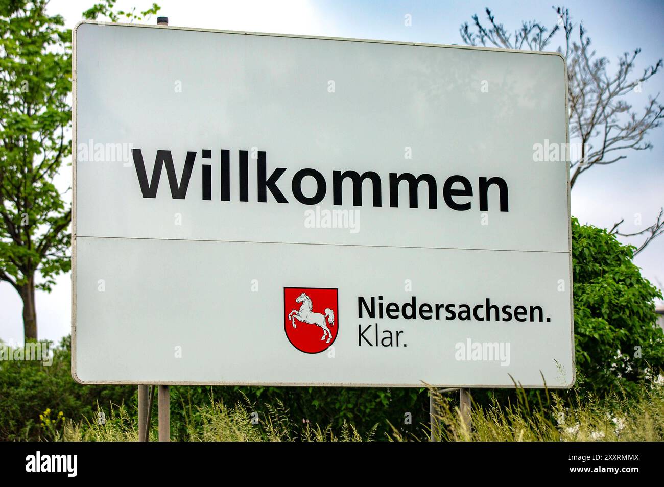Verkehrstafel Bundesland Niedersachen. Symbolfoto, Themenfoto ...