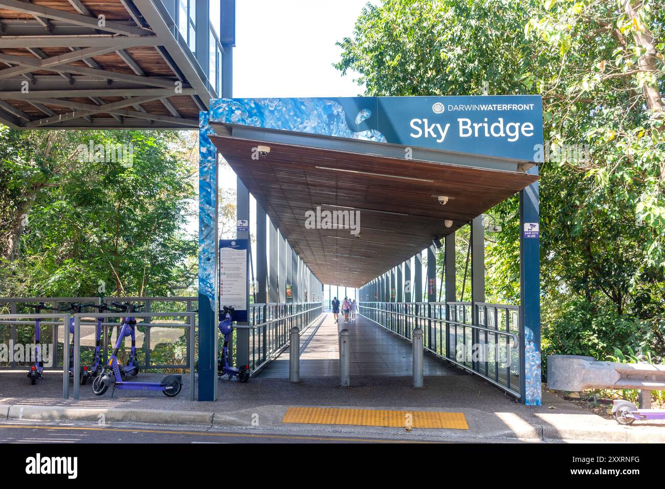 Pedestrianised Sky Bridge, Darwin Waterfront Precinct, City of Darwin ...