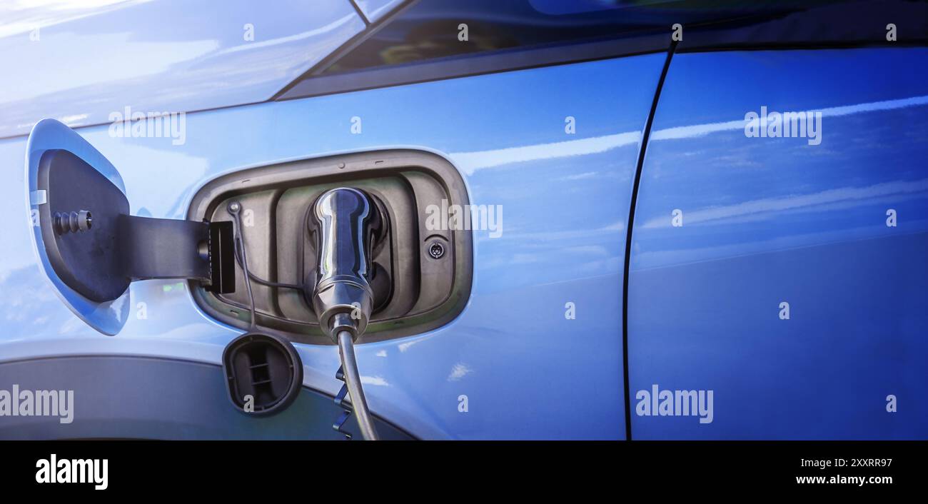 Electric car charging progress hi-res stock photography and images - Alamy