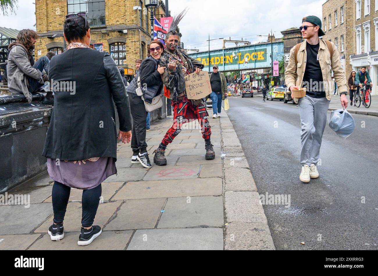 Punk london england britain hi-res stock photography and images - Alamy