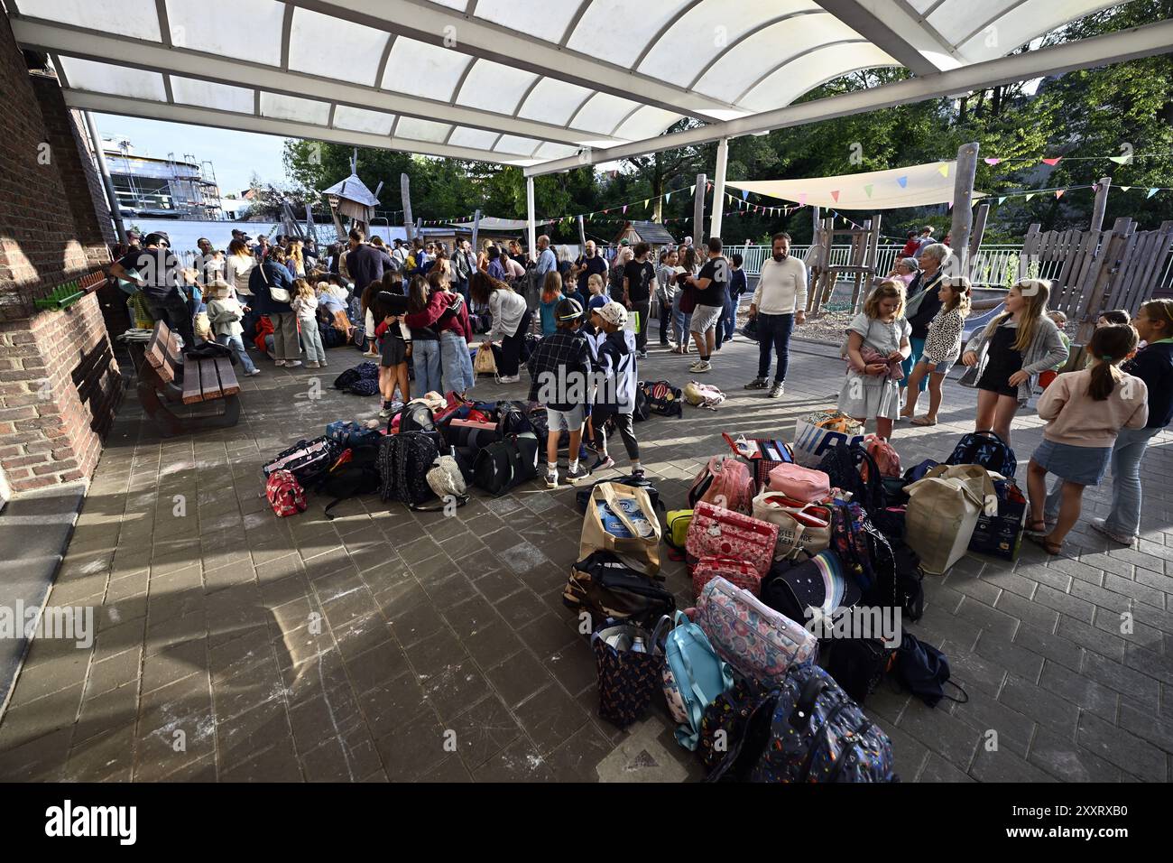 Brussels, Belgium. 26th Aug, 2024. Pupils pictured on the playground on ...
