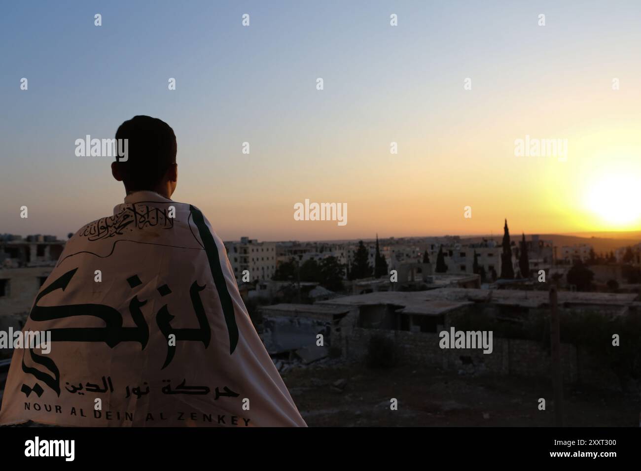 Fighters of the Nour al-Din al-Zenki Movement on the frontline in the ...