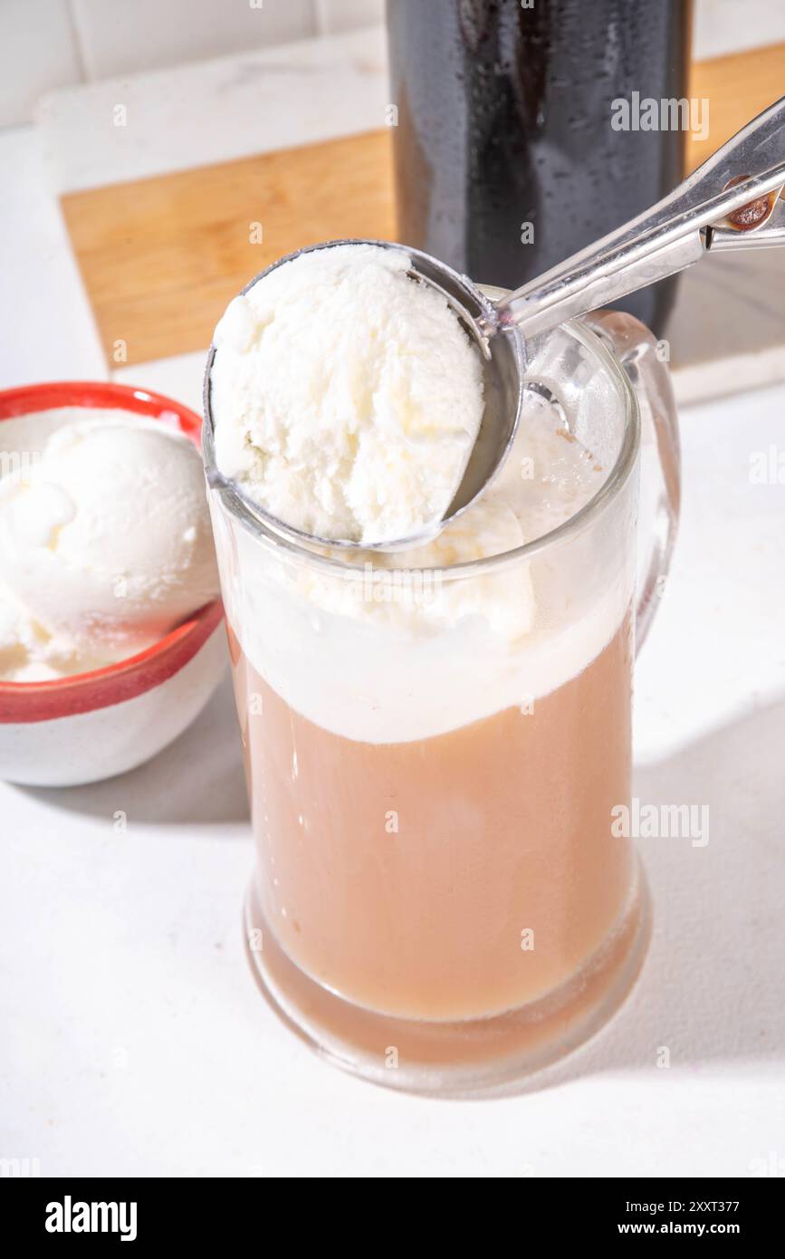 Ice cream beer floating cocktail, summer cold refreshment alcoholic ...