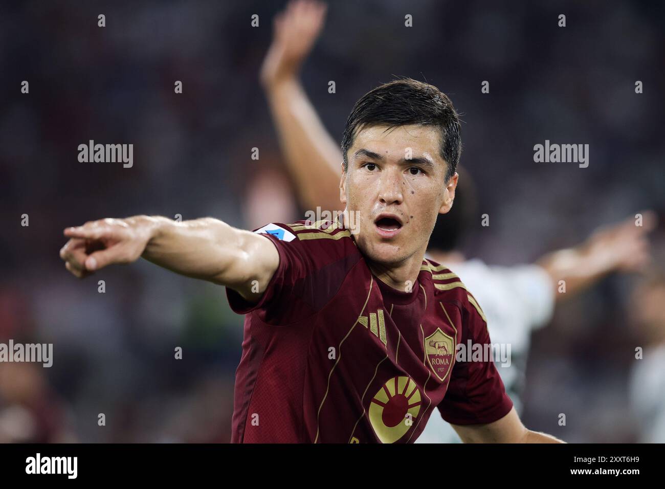 Rome, Italy. 25th Aug, 2024. Eldor Shomurodov of Roma gestures during ...