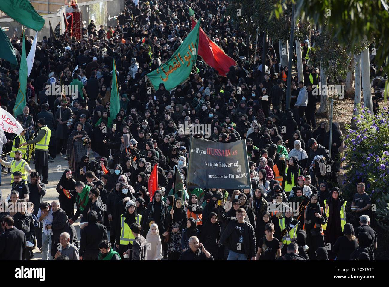 A large number of Shiite Muslims worshipers from different countries ...