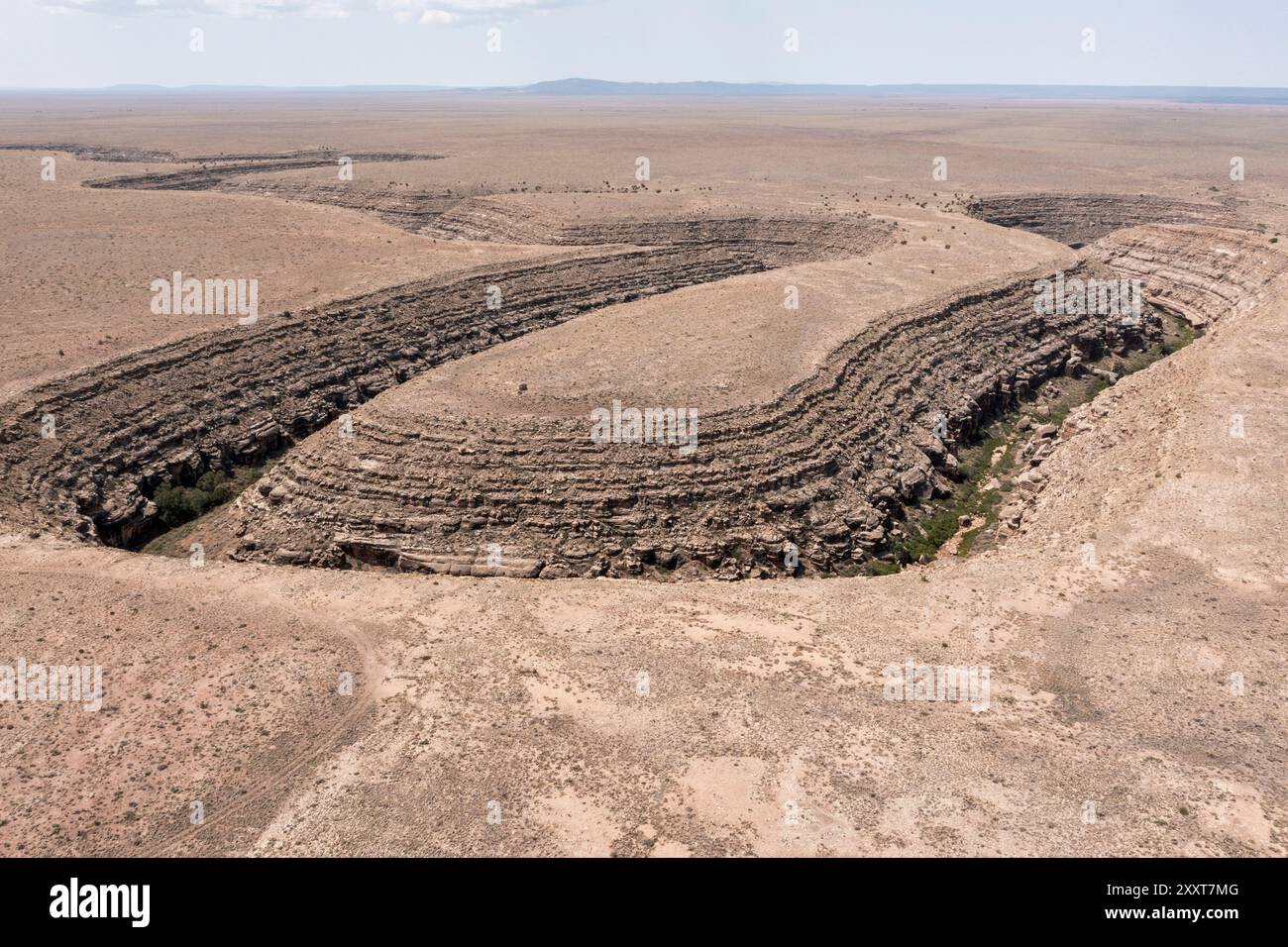 Dry and desolate environment hi-res stock photography and images - Alamy
