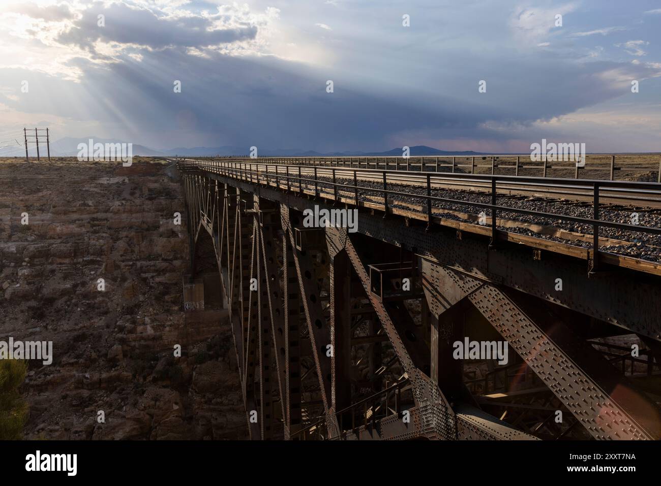 Lighting infrastructure hi-res stock photography and images - Alamy