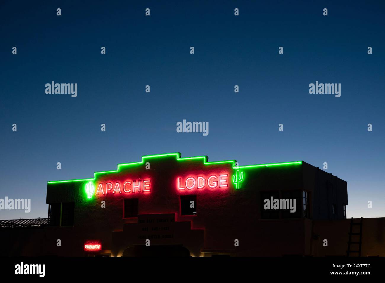 Apache lodge hi-res stock photography and images - Alamy