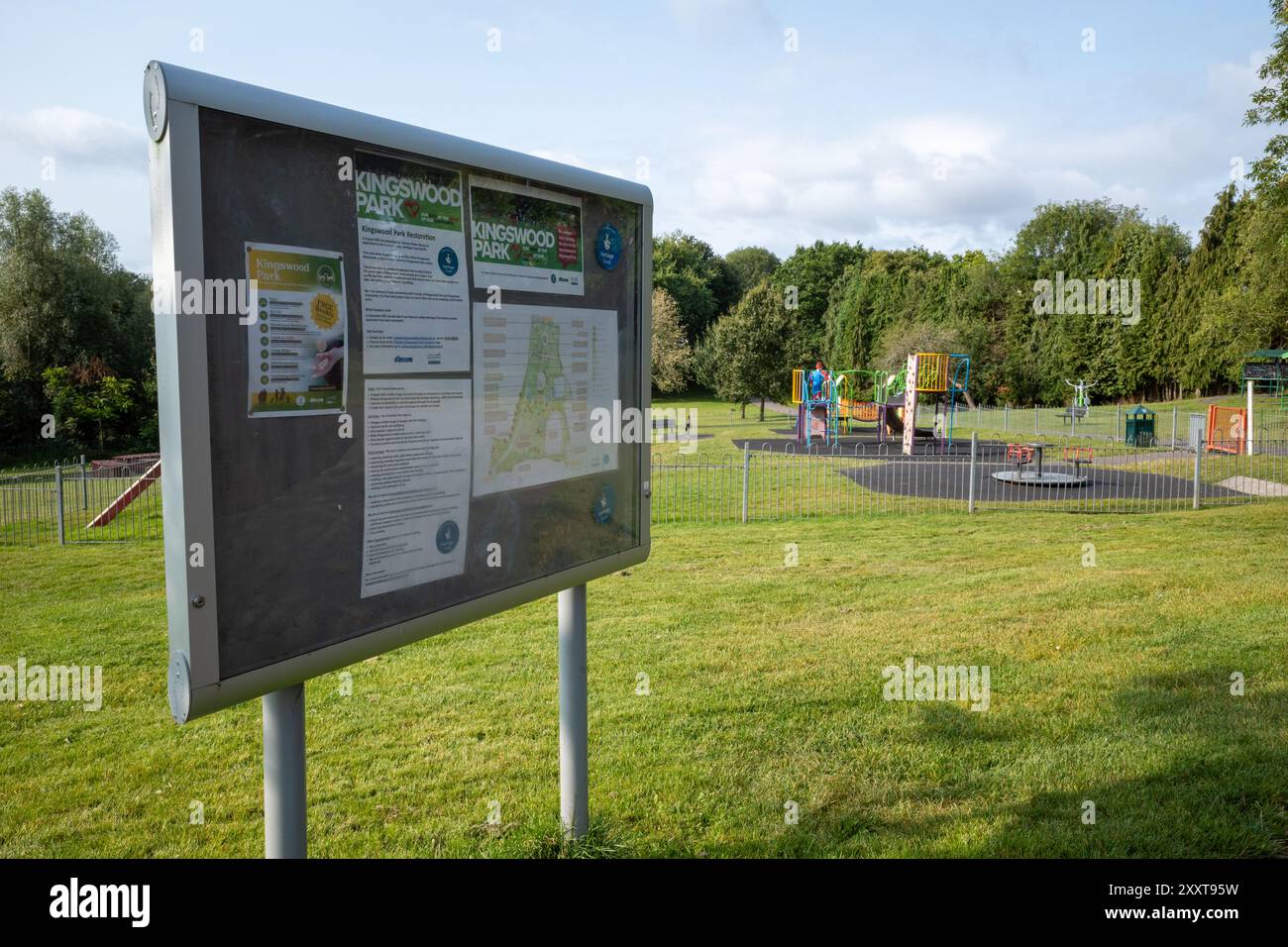 Public information board notice hi-res stock photography and images - Alamy