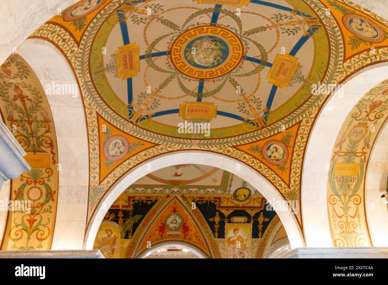 The rich interior of the elegant Thomas Jefferson Library of Congress ...