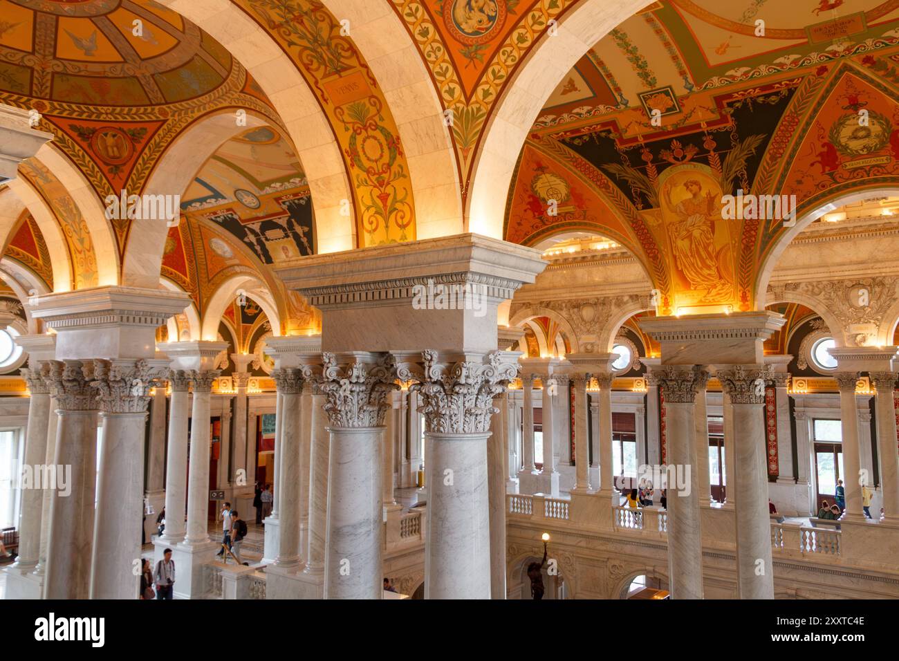 The rich interior of the elegant Thomas Jefferson Library of Congress ...