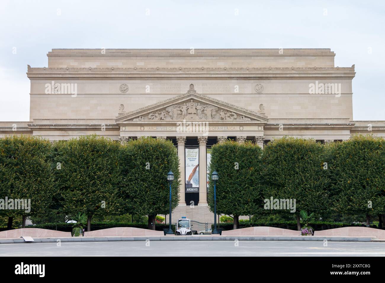 The facade of the National Archives Research Center in Washington DC ...