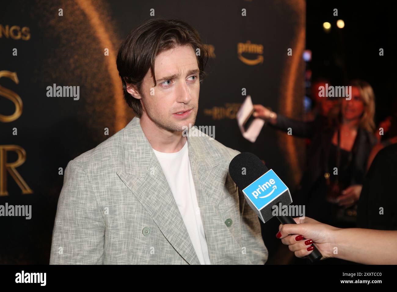 Sydney, Australia. 26th August 2024. Leon Wadham attends the red carpet ...