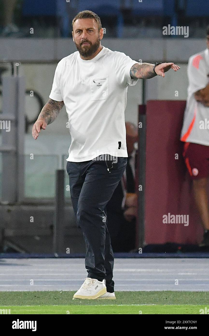 As roma coach daniele de rossi hi-res stock photography and images - Alamy