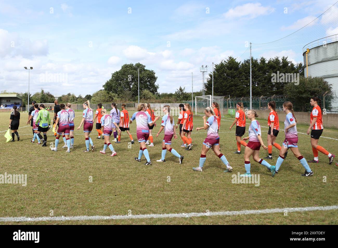 Ashford Town Middx FC Women v Chesham United FC Women FA Women's ...