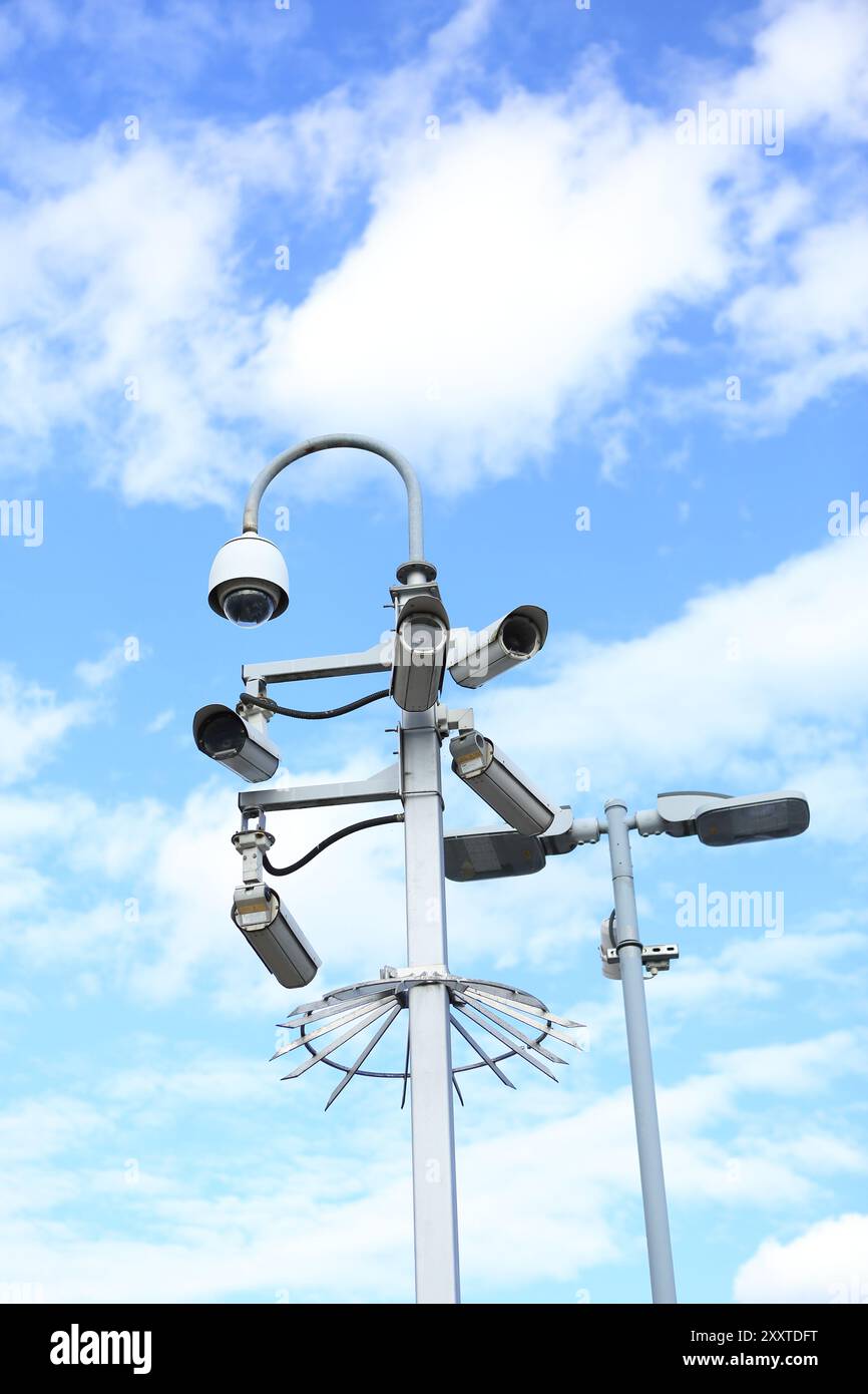 Multiple cameras hi-res stock photography and images - Alamy