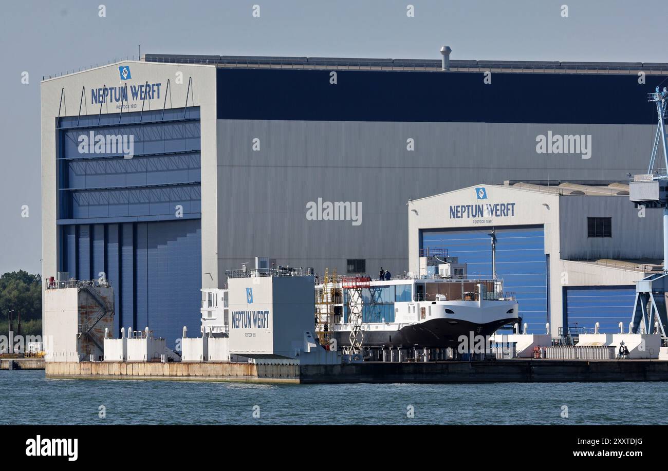 Logotipo De Neptun Werft Meyer Neptun