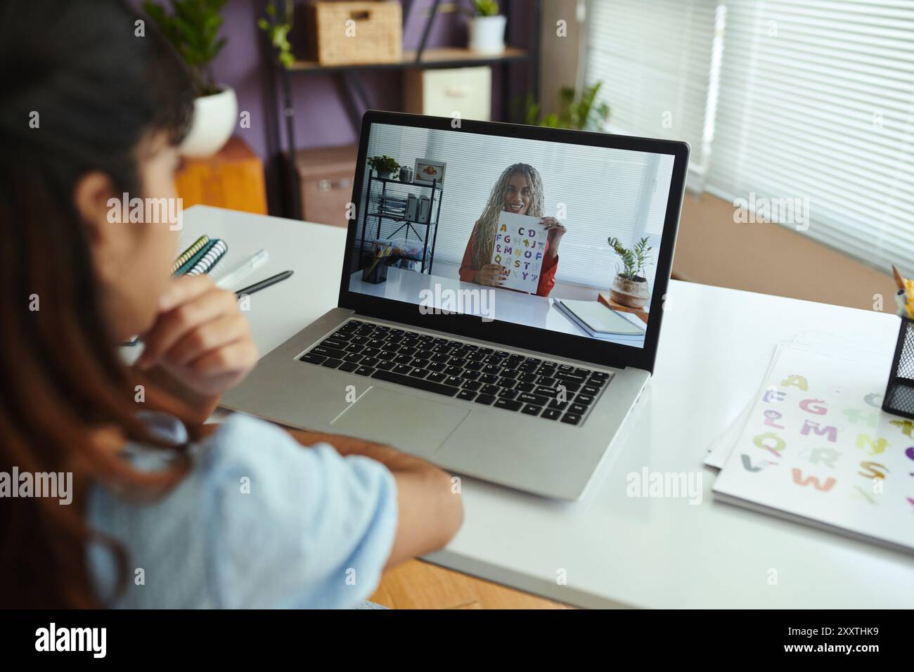 Student learning online education hi-res stock photography and images ...