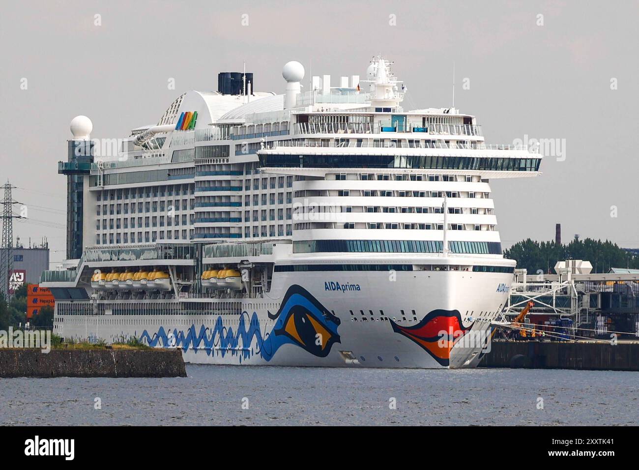 Stockbilder 08/2024 Aida Prima im Hamburger HAfen *** Stock photos 08 ...