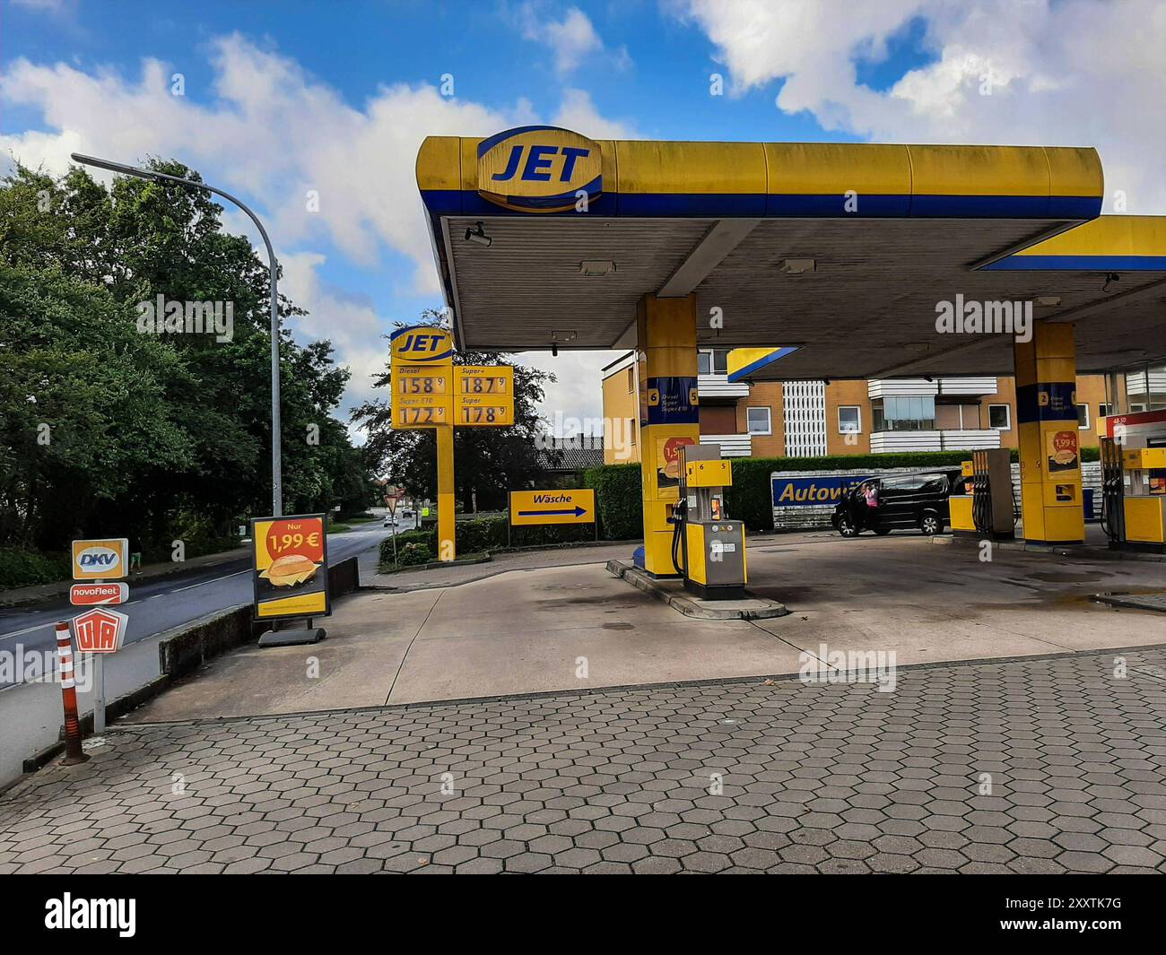 Jet Tankstelle *** Jet gas station Copyright: xLobeca/RalfxHomburgx ...