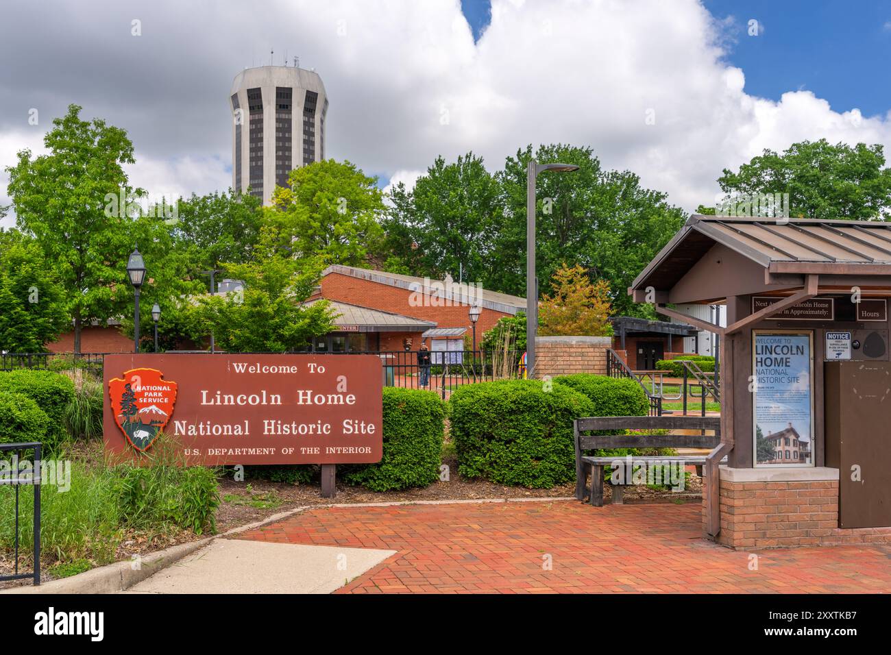 SPRINGFIELD, ILLINOIS, USA - MAY 15, 2024: The Lincoln Home National ...