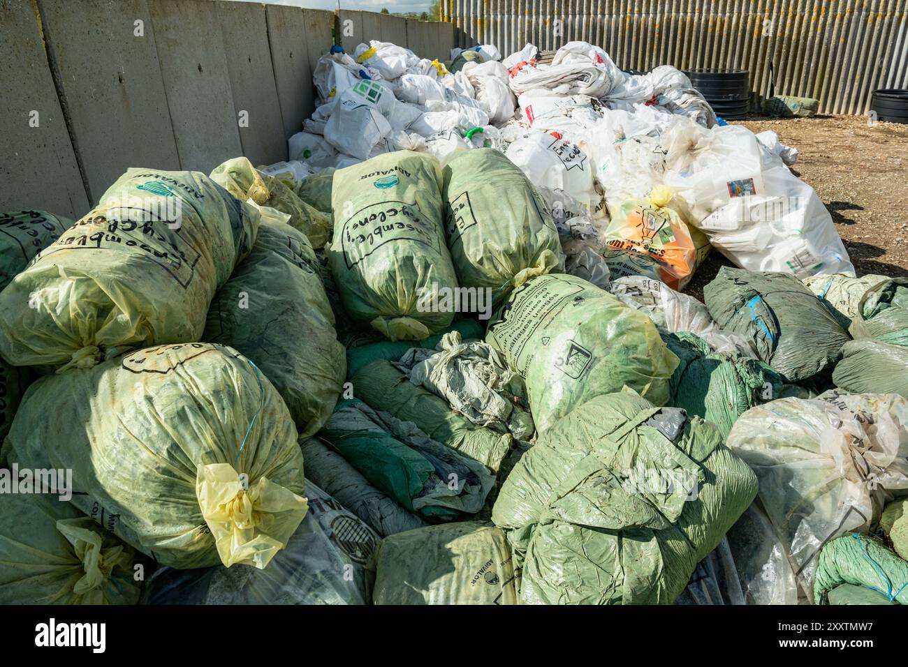 Annual collection of agricultural plastic waste organized by ADIVALOR ...