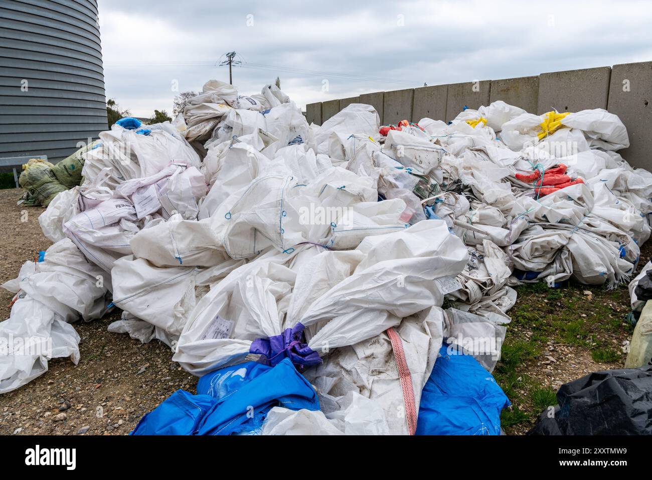 Annual collection of agricultural plastic waste organized by ADIVALOR ...
