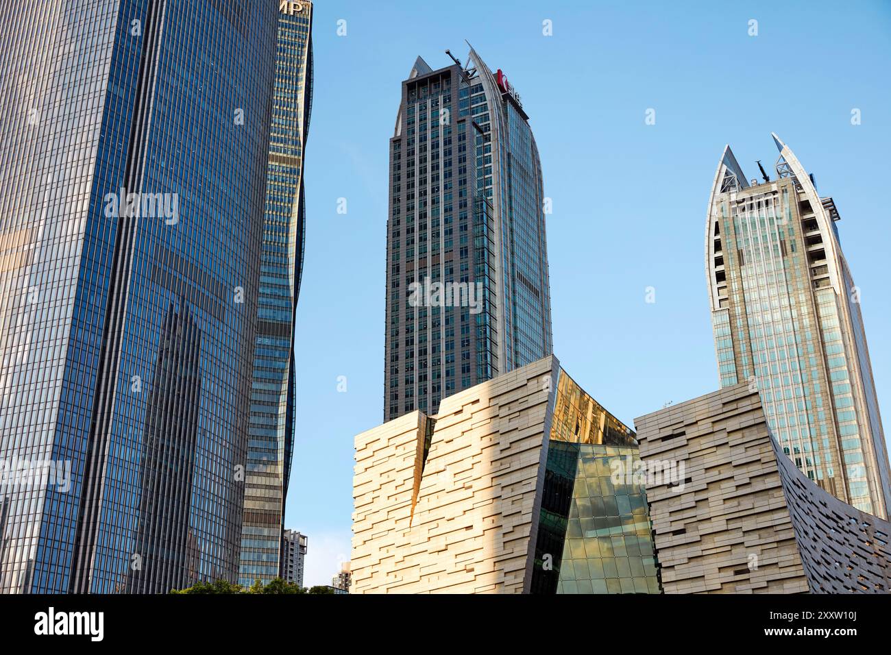 Modern high-rise buildings at the Huacheng Square. Zhujiang New Town ...