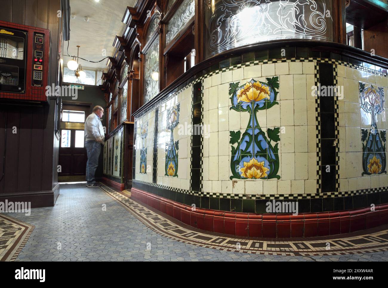 Aer Nouveau tiles inside the Lion Tavern, Moorfields, Liverpool Stock ...