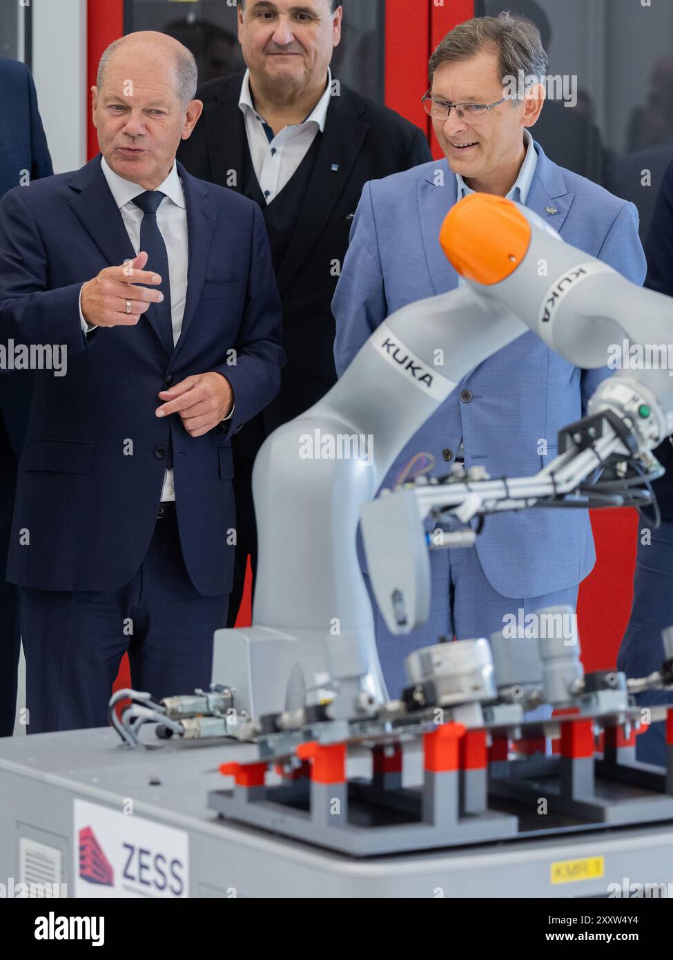Roboteer hi-res stock photography and images - Alamy