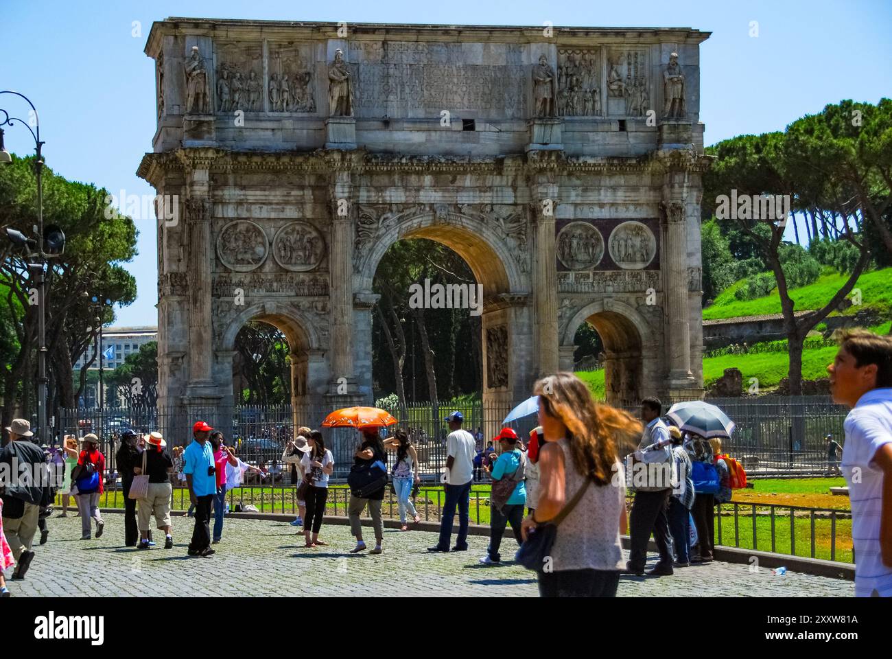 The famoused Arch in Rome, close to Colosseum Stock Photo - Alamy